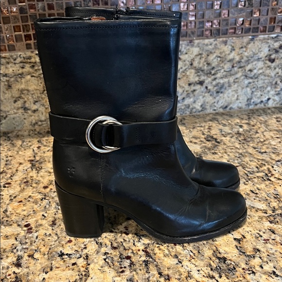 FRYE AND CO. | Shoes | Frye Black Leather Ankle Boots | Poshmark